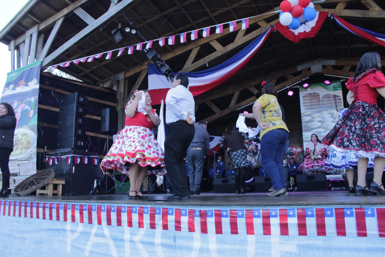Exitosa Primera jornada de la gran Fiesta de la chilenidad - Tiempo ...